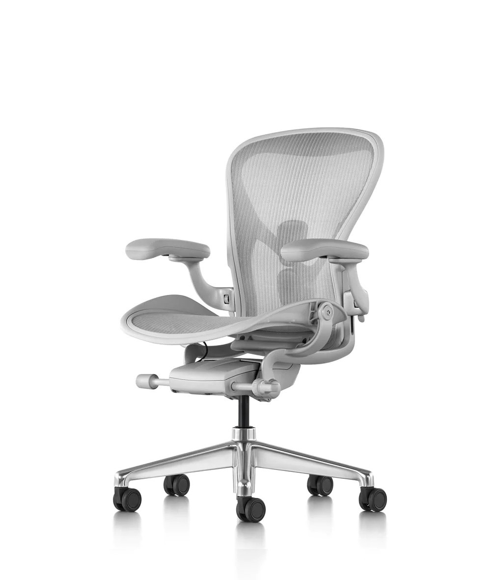 Herman Miller Aeron Remastered | DesignCabinet®
