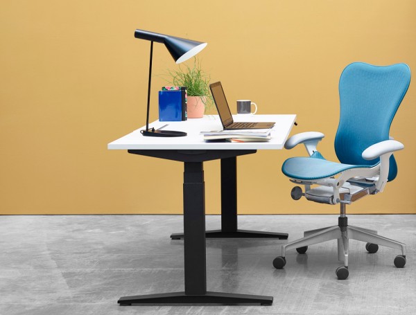Herman Miller Ratio - Electric height adjustable desk | Sit Stand Desks ...